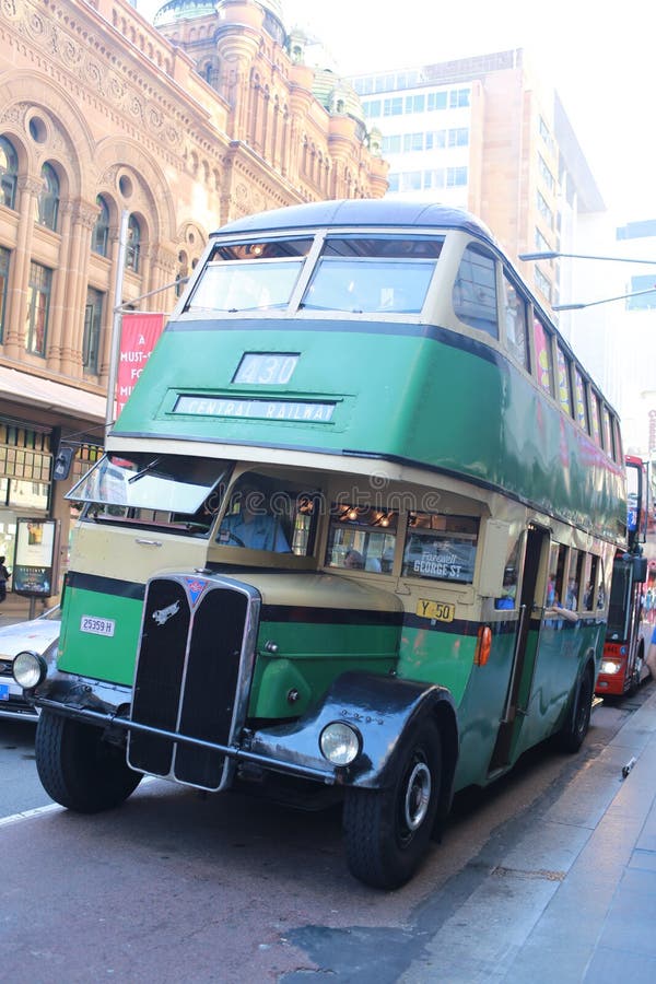 Bus on the George street editorial photo. Image of harbour - 62181461