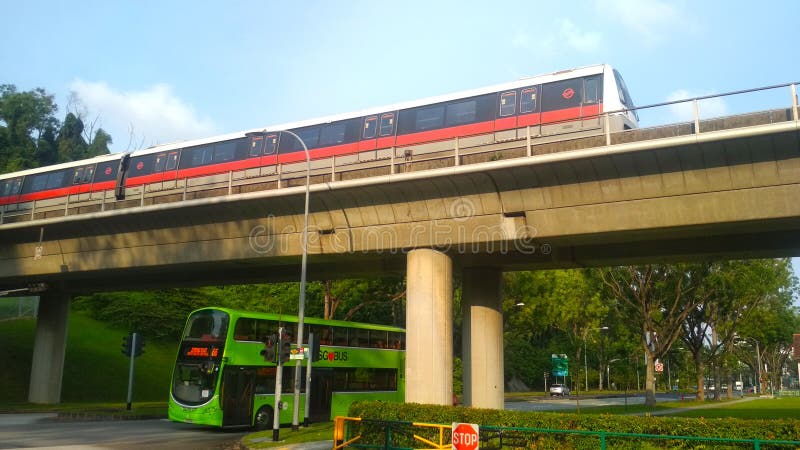 Bus and MRT editorial photo. Image of train, transportation - 121320101