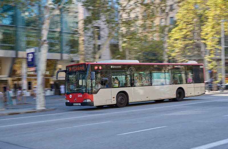 24-08-2023. Barcelona, Spain, Bus in the Streets of Barcelona Editorial ...