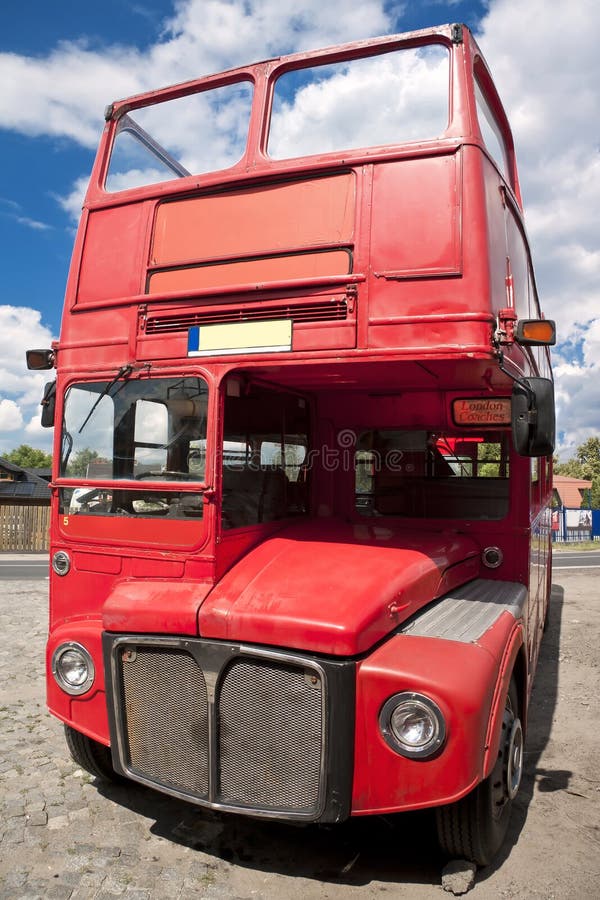 Bus londonien traditionnel photo stock. Image du angleterre - 21557156