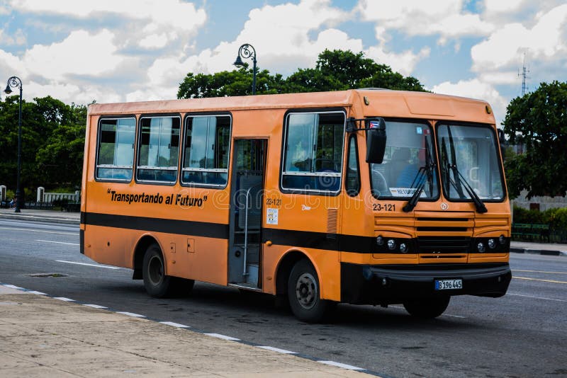 Bus Waiting for Passengers in La Habana, Cuba Editorial Image - Image ...