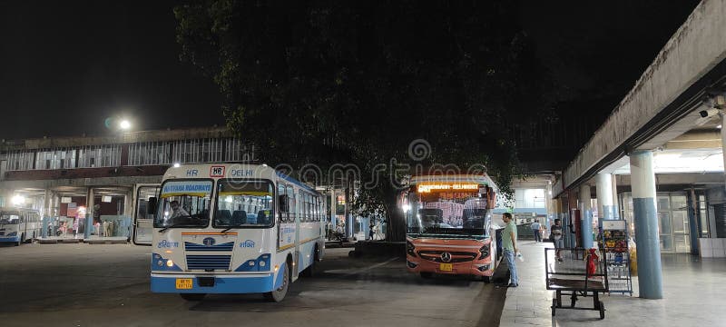 Buses at Chandigarh Bus Stand Editorial Photo - Image of lane, stand ...