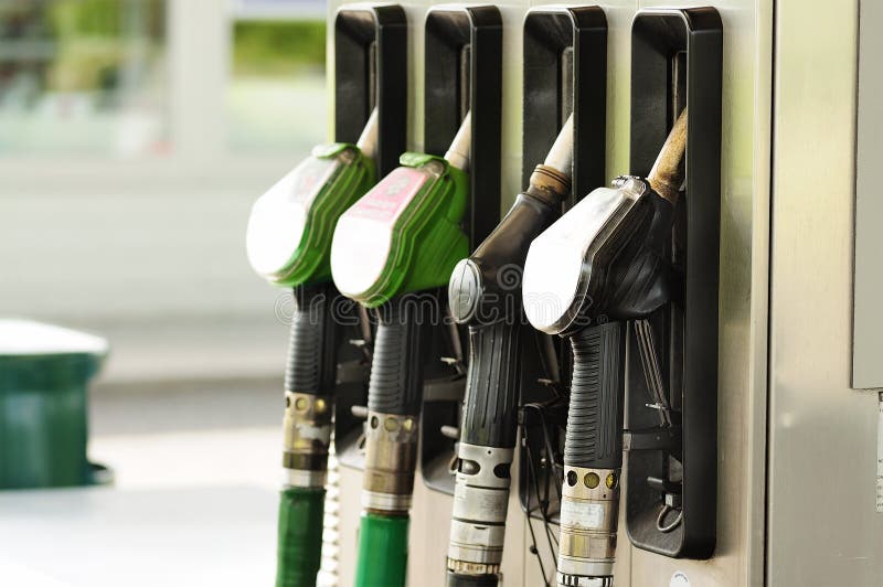 Arme à Feu De Distribution De Carburant Et Le Nom Des Marques D'essence ...