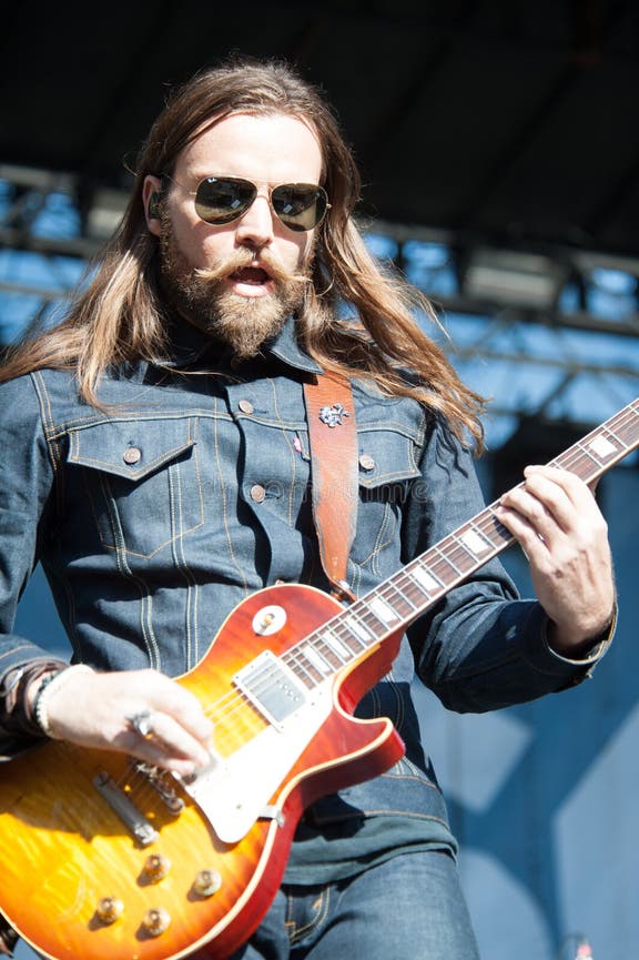 Bush editorial stock photo. Image of corey, fate, drink - 26831978