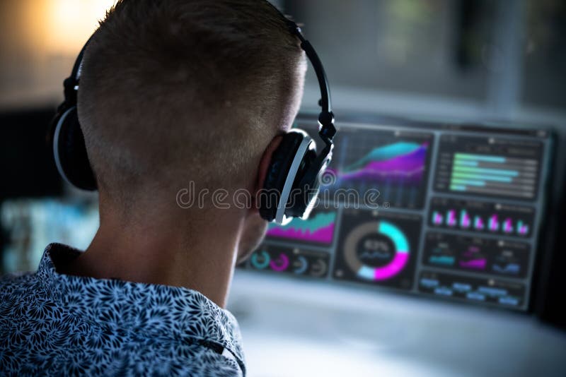 Business Analyst Working Late Stock Photo - Image of entrepreneurship ... Business Analyst Working Late Stock Photo - Image of entrepreneurship ...
