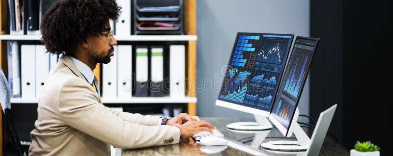 Business Data Analyst Using Computer Stock Image - Image of dashboard ...