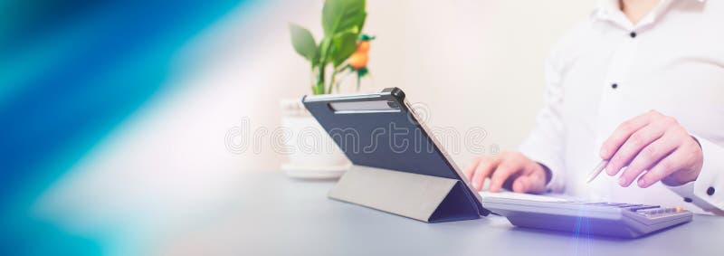 Business Growth Charts with Budget Chart, Progress Towards Success and ...