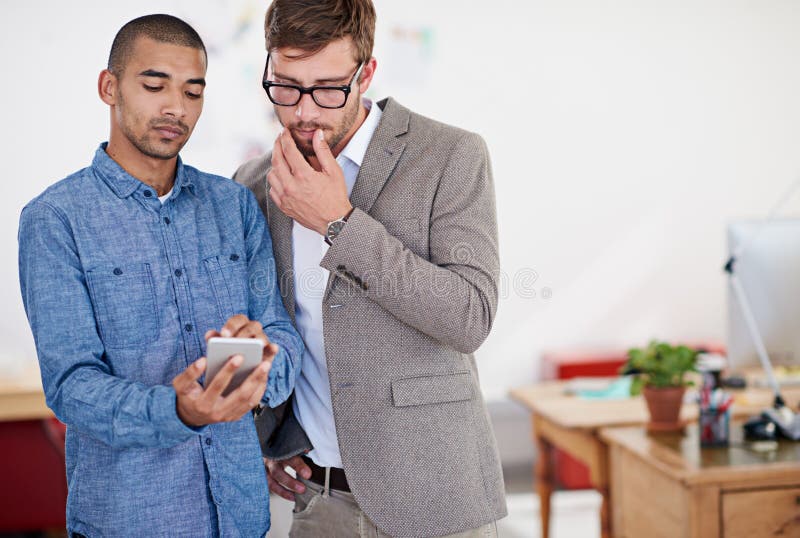 Business People Internet Smartphone Discussion Office Networking ...