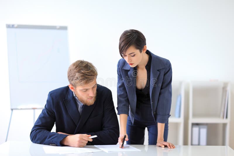 Business People Signing a Contract Stock Photo - Image of finance ...
