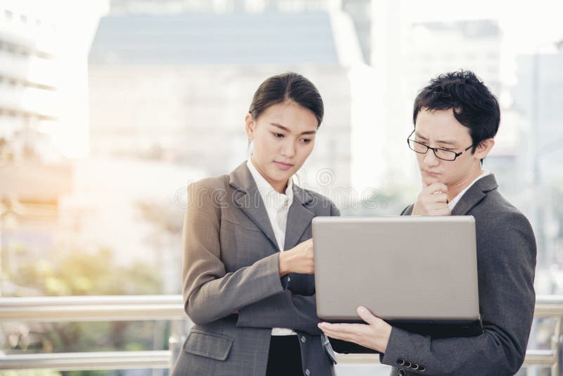 Business Team Conference. Team Collaborator Worker Discussing in a Cafe ...