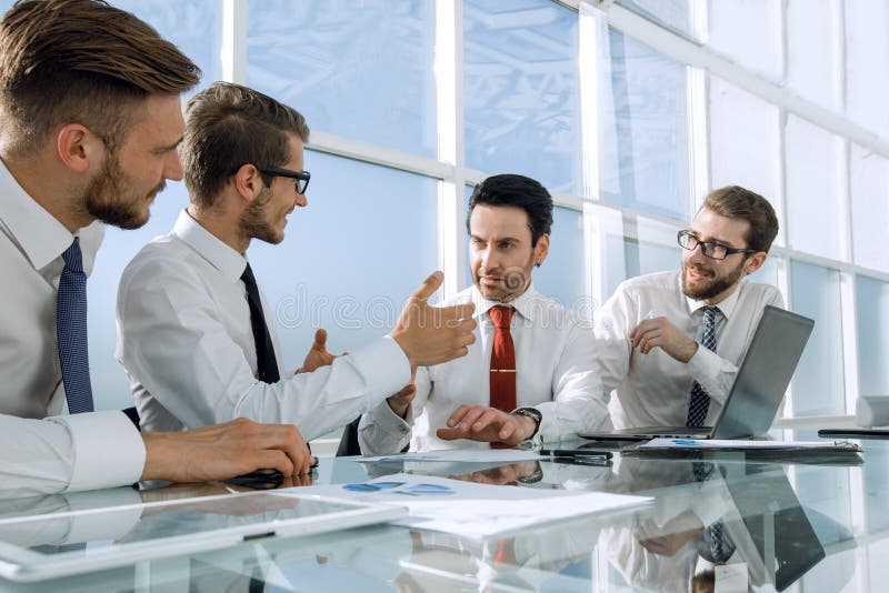 Business Team Discusses Business Issues at the Working Meeting Stock ... Business Team Discusses Business Issues at the Working Meeting Stock ...