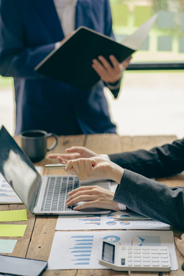 Business Team Meeting, Teamwork Concept of Business Merger at the ...