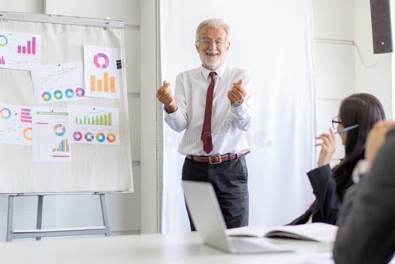 Business Team Morning Talk. Manager Talking To Employees in the ...
