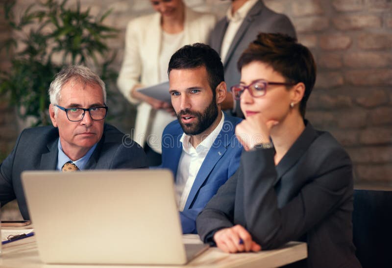 171,532 Business Team Working Laptop Stock Photos - Free & Royalty-Free ...