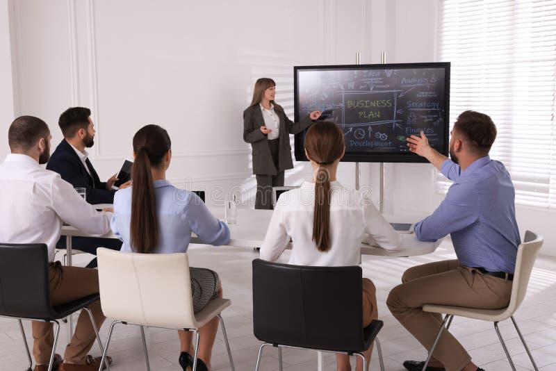 276 Interactive Display Meeting Room Stock Photos - Free & Royalty-Free ...