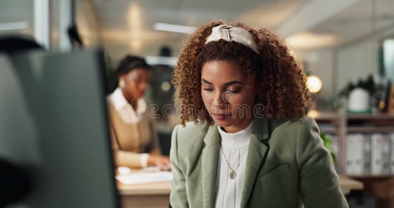 Business Woman, Computer and Idea for Research, Networking Contact and ...