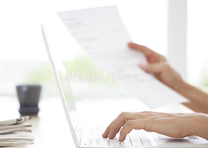 Business Woman Hands Typing Notes To Computer Stock Photo - Image of ...