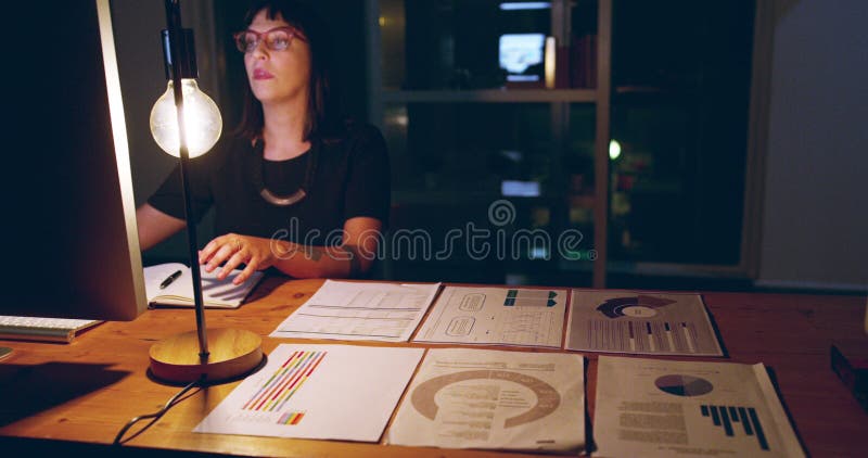 Business Woman, Office and Documents Mess, Chaos or Disorganized by ...