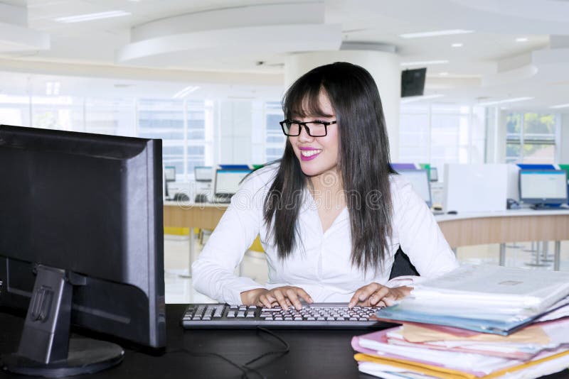 Business Woman Typing on a Computer Keyboard Stock Photo - Image of ...