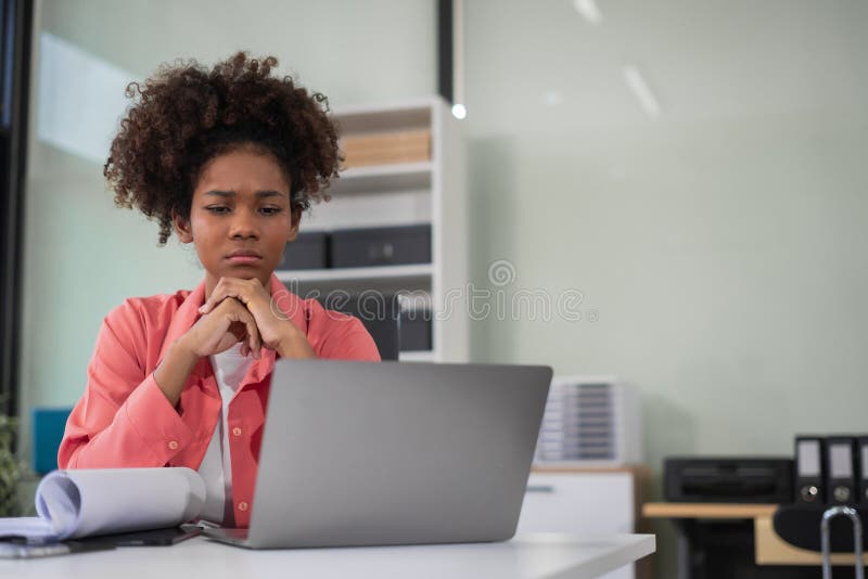 Business Woman are Under Stress from Working for Poor Work, Failed Work ...