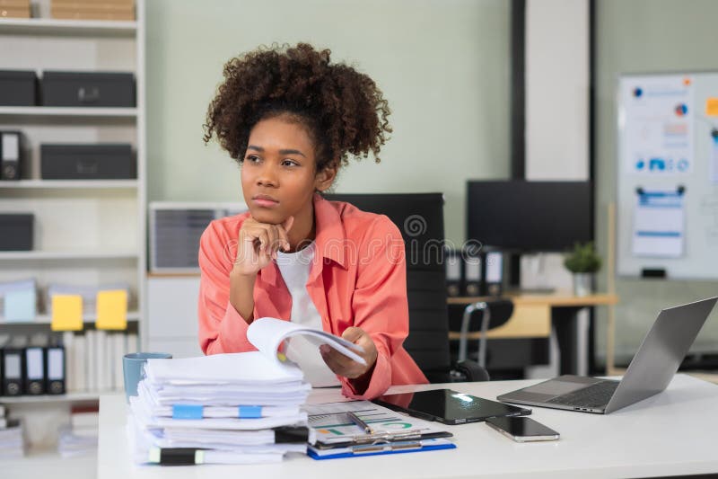 Business Woman are Under Stress from Working for Poor Work, Failed Work ...