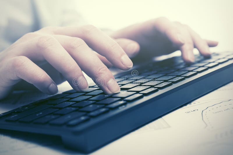 Business Woman Using Computer Keyboard Stock Photo - Image of mouse ...