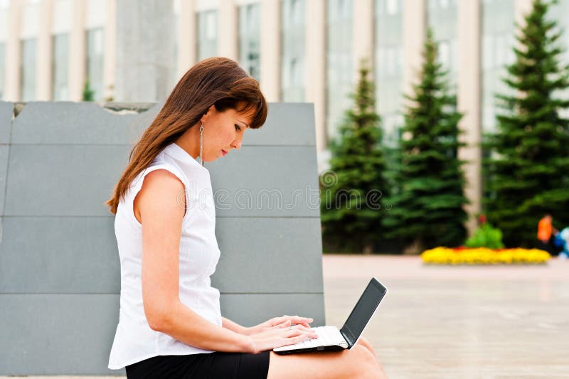 Business woman at work stock image. Image of copyspace - 25896707