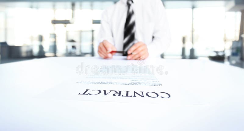 Business Worker Signing the Contract Stock Image - Image of deal, pact ...
