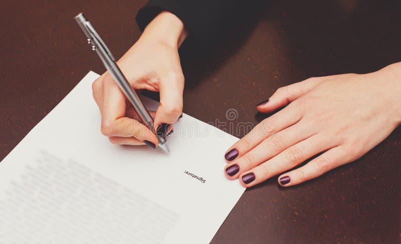 Business Worker Signing the Contract Stock Image - Image of loan ...