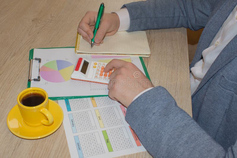 Businessman Analyzing Report, Business Performance Concept ... Businessman Analyzing Report, Business Performance Concept ...