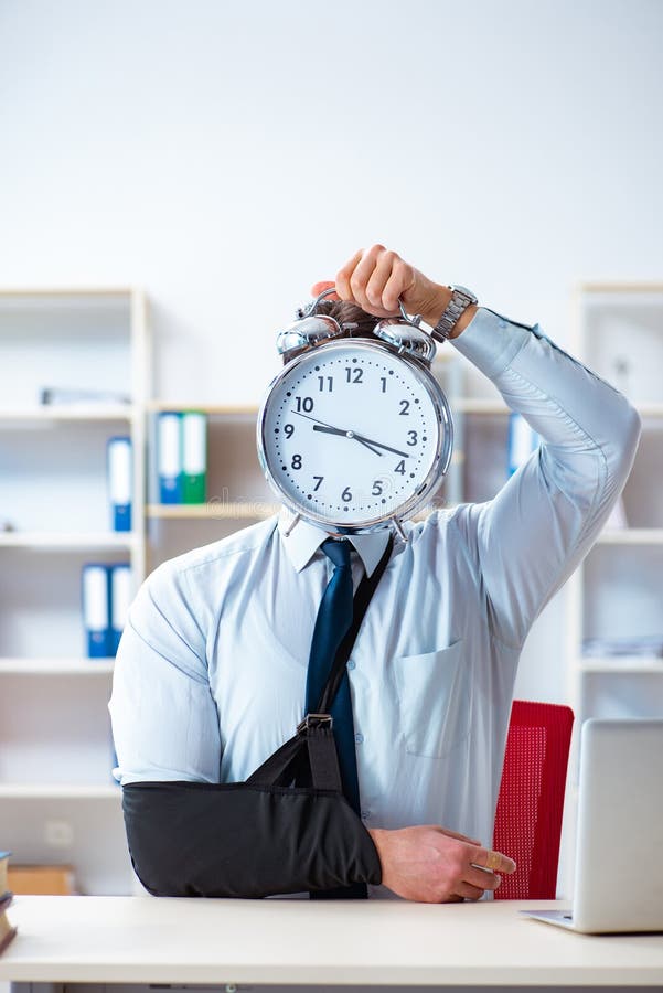 The Businessman with Broken Arm Working in Office Stock Image - Image ...