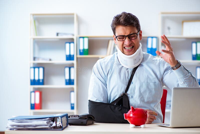 The Businessman with Broken Arm Working in Office Stock Image - Image ...