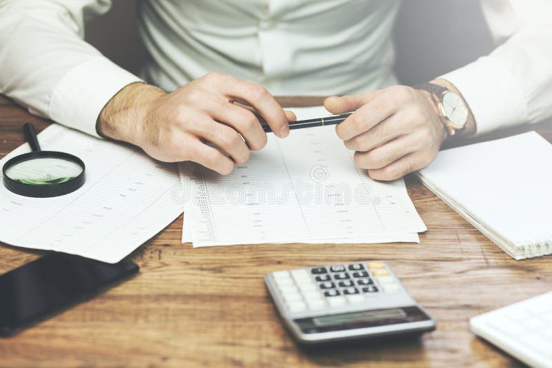 Businessman`s Hands Writing a Note in a Notepad Stock Image - Image of ...