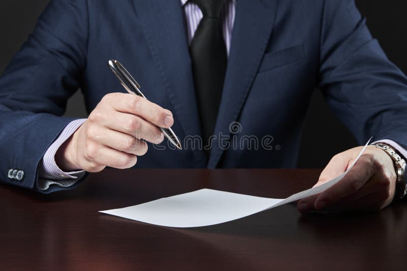 Businessman Sign a Document. Business Contract or Agreement Concept ...
