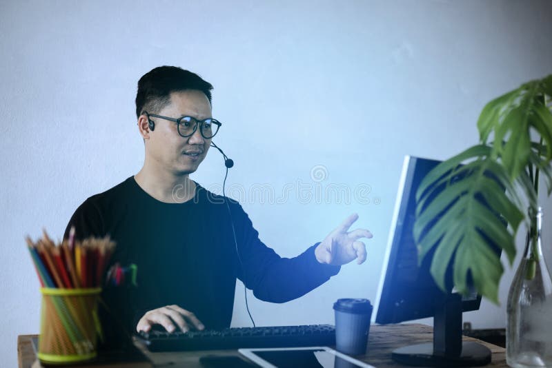578 Back Person Using Desktop Computer Stock Photos - Free & Royalty ...