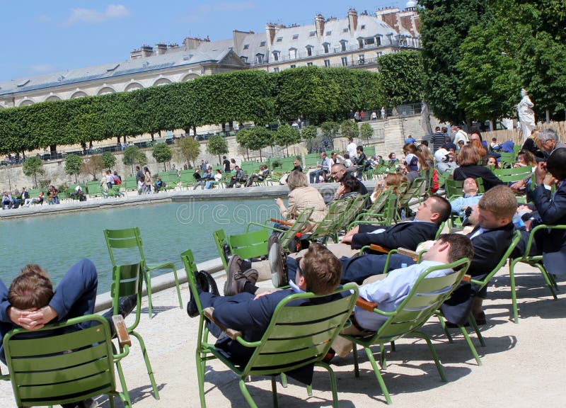 Businessmen at noon break editorial photo. Image of paris - 44940666