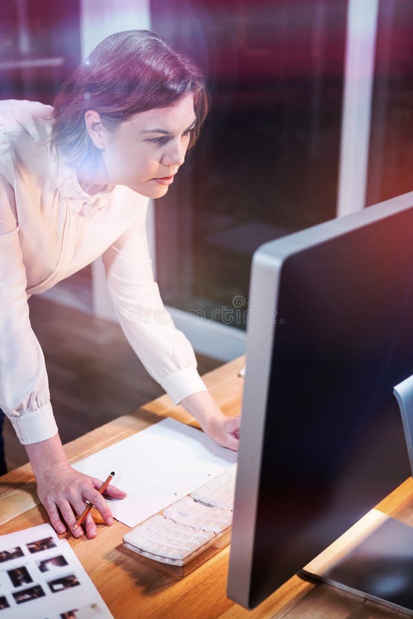 Businesswoman Looking at Computer Stock Illustration - Illustration of ...