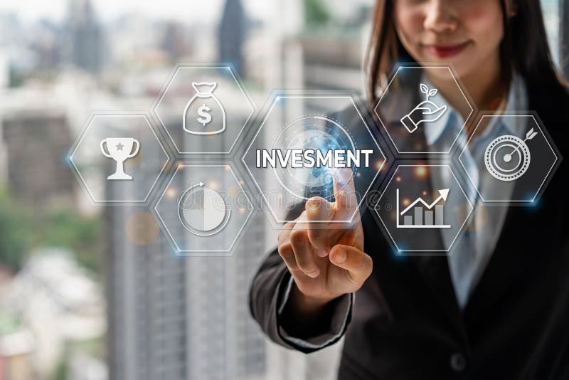 Businesswoman with a Modern Visual Screen Global Network Connection ...