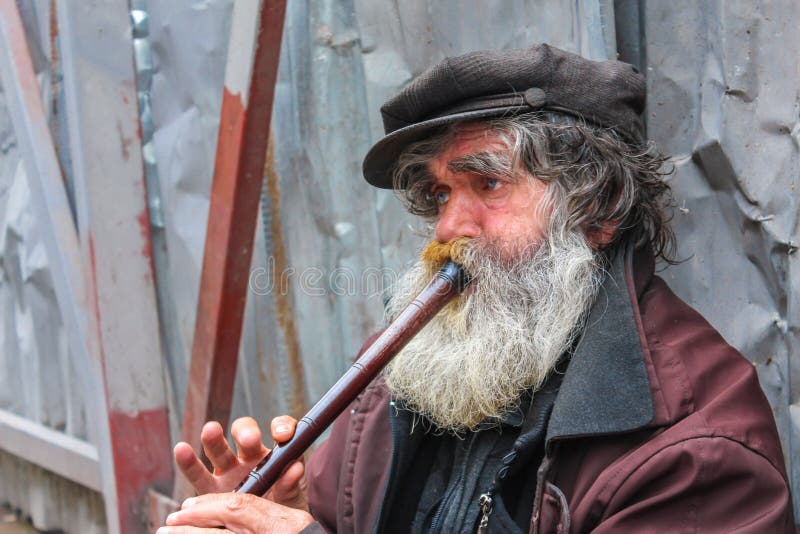 Busker Playing for the People Editorial Photography - Image of artist ...