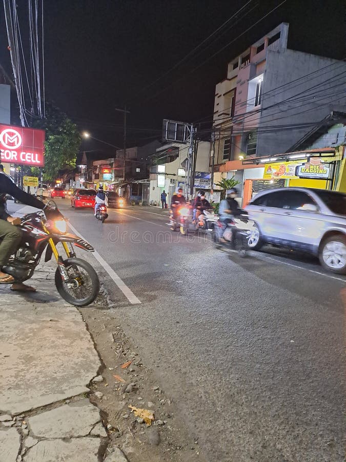 Bustle of the City at Night the Number of Vehicles Passing by Editorial ...