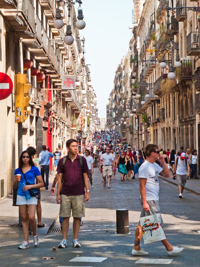 Busy Barcelona, La Rambla Street Editorial Photo - Image of busy ...