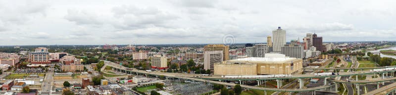 Busy highway in Memphis editorial photo. Image of district - 62344891