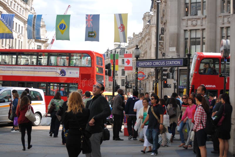 Busy London editorial image. Image of people, cars, street - 25988275