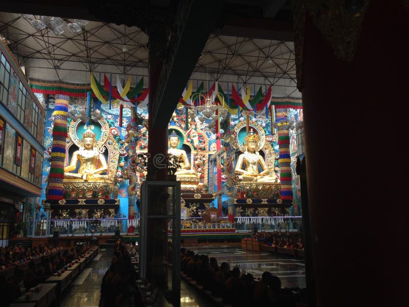 Bylakuppe Golden Temple editorial image. Image of glass - 197974180