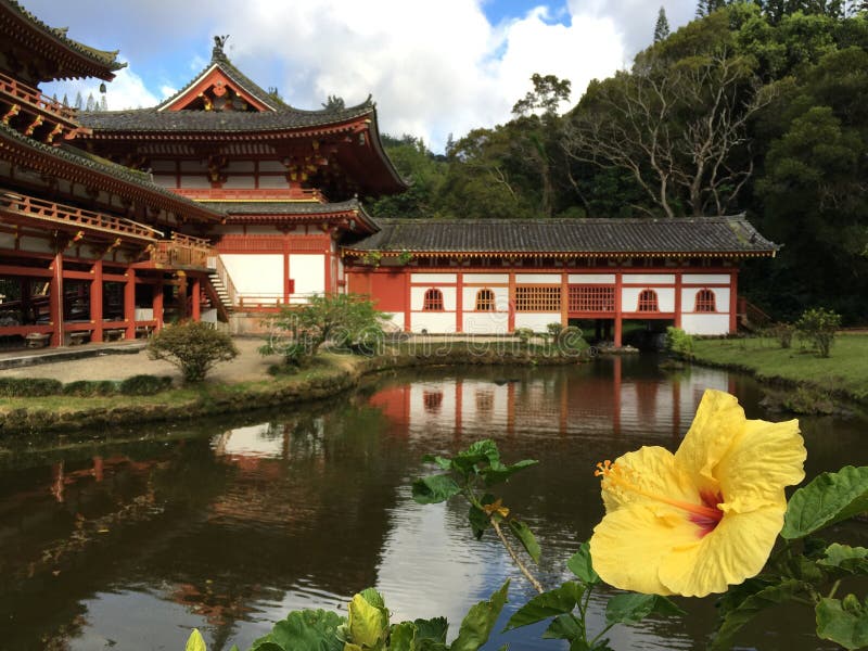 Byodo-in Temple in Hawaii stock image. Image of hawaii - 76338547