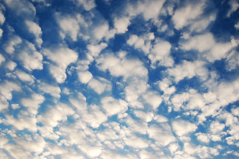 Céu celestial imagem de stock. Imagem de nublado, céus - 3765453