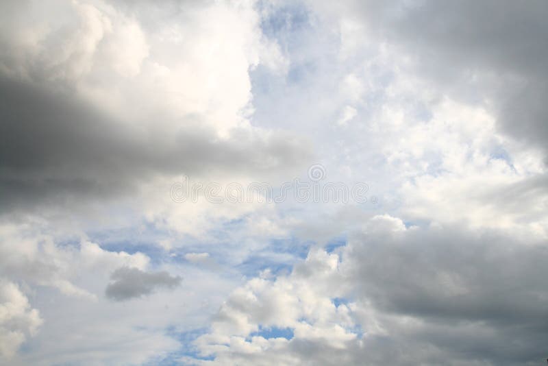 Céu escuro foto de stock. Imagem de celeste, brilhante - 6852200