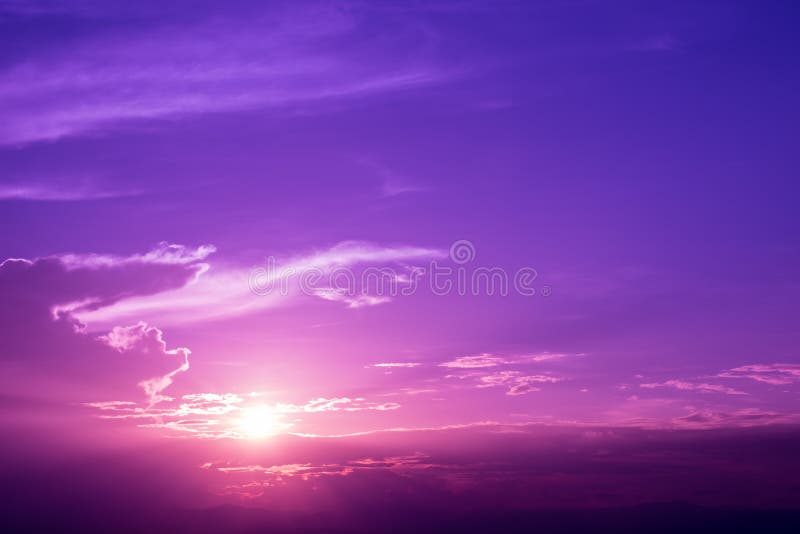 Céu roxo foto de stock. Imagem de calma, roxo, mola, cenário - 10873846