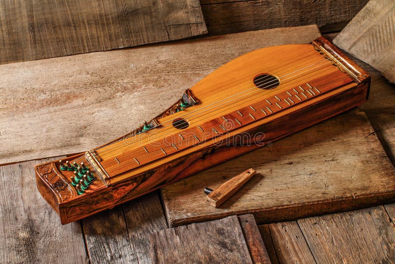 Zither Fotos De Stock - Baixe 383 Fotos Royalty Free