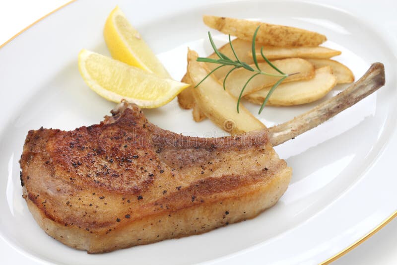 Côtelette de porc image stock. Image du nourriture, blanc - 35302109